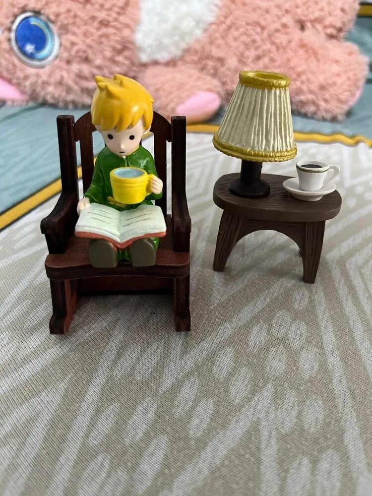 Статуэтка Princeling + Lamp, высота 7 см, длина 4 см