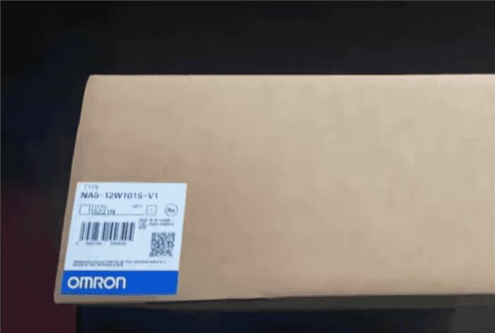Модуль Omron NA5-12W101S-V1