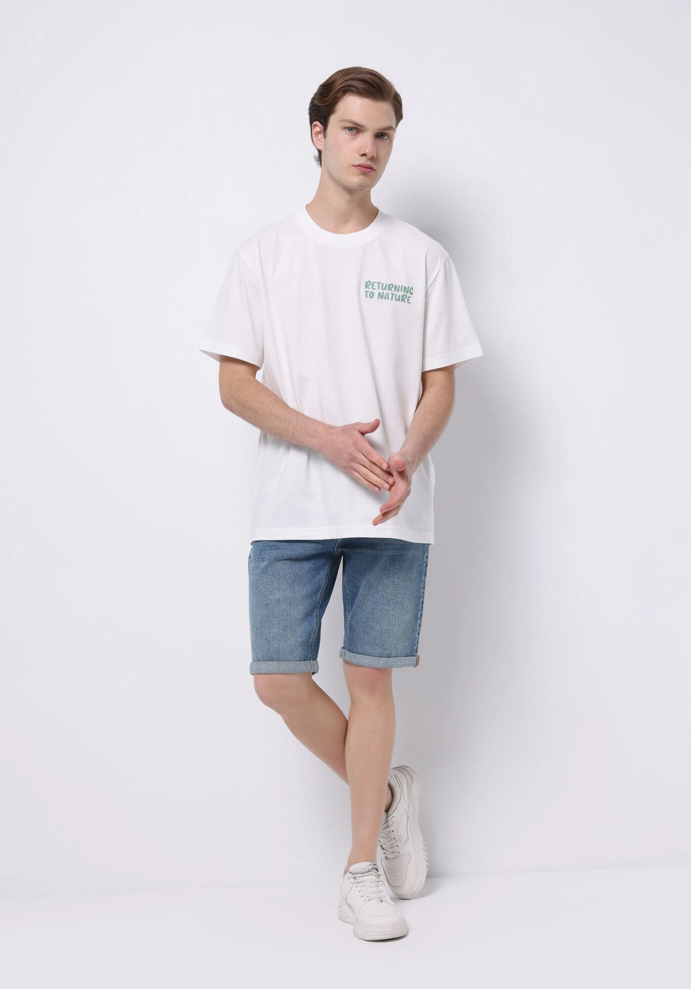 Шорты 044 KARL Straight Fit
