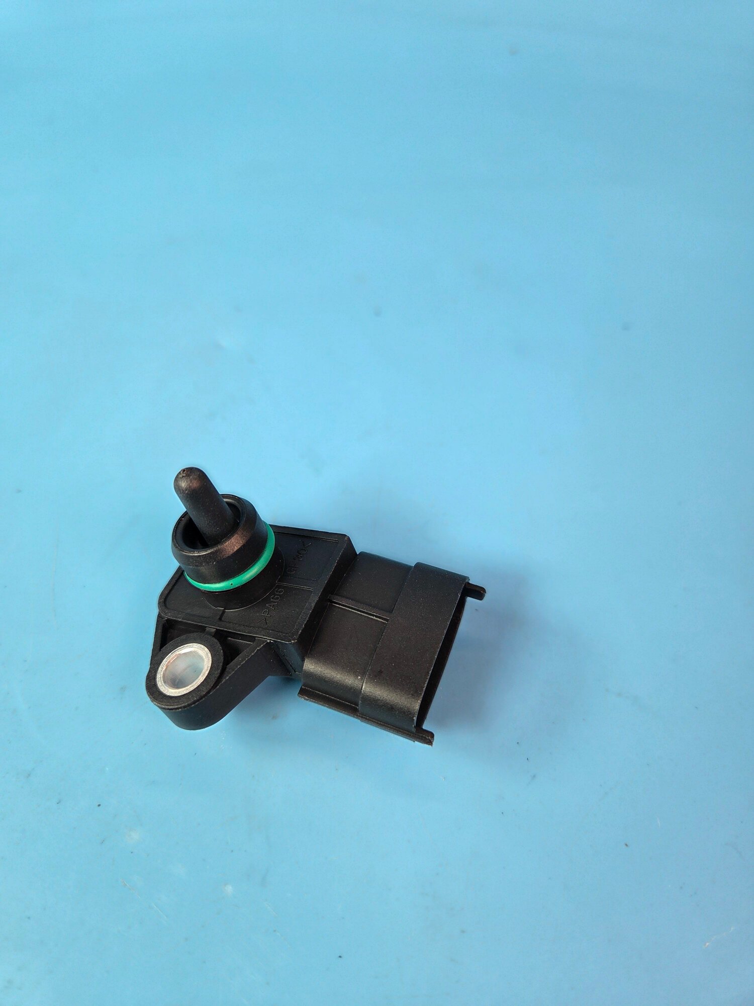 Датчик абсолютного давления (MAP Sensor) 393002B000 Elantra, i30, Solaris/Accent IV