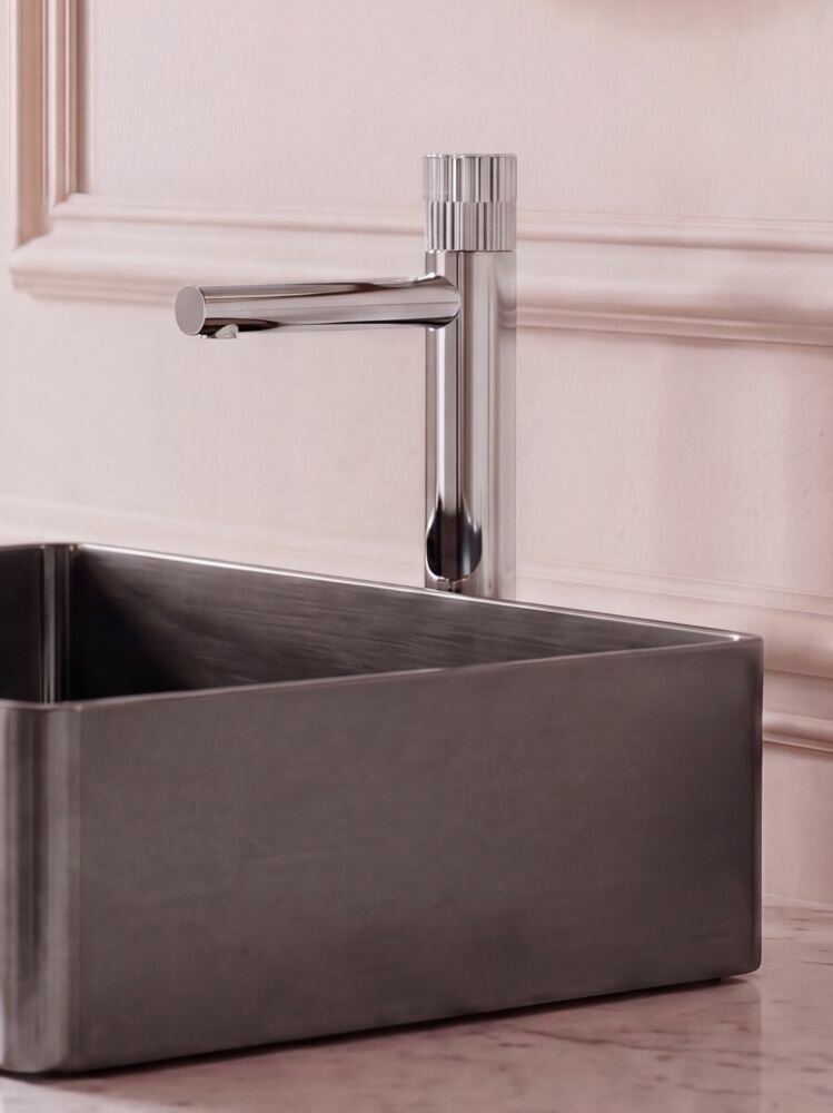 Смеситель для накладной раковины в ванную ALTROBAGNO, хром