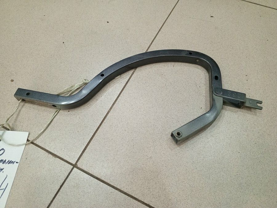 Петля крышки багажника от Toyota Corolla E150 2006-2013