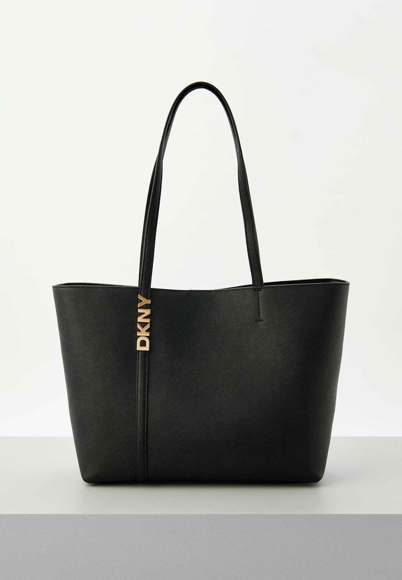 Сумка DKNY, черный — фото 1