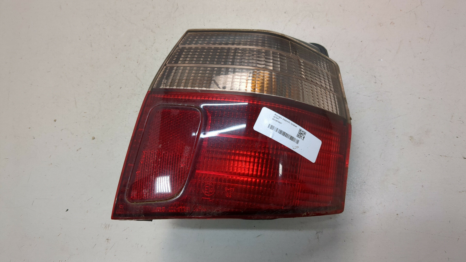 Фонарь (задний) правый Mitsubishi Galant Б/У