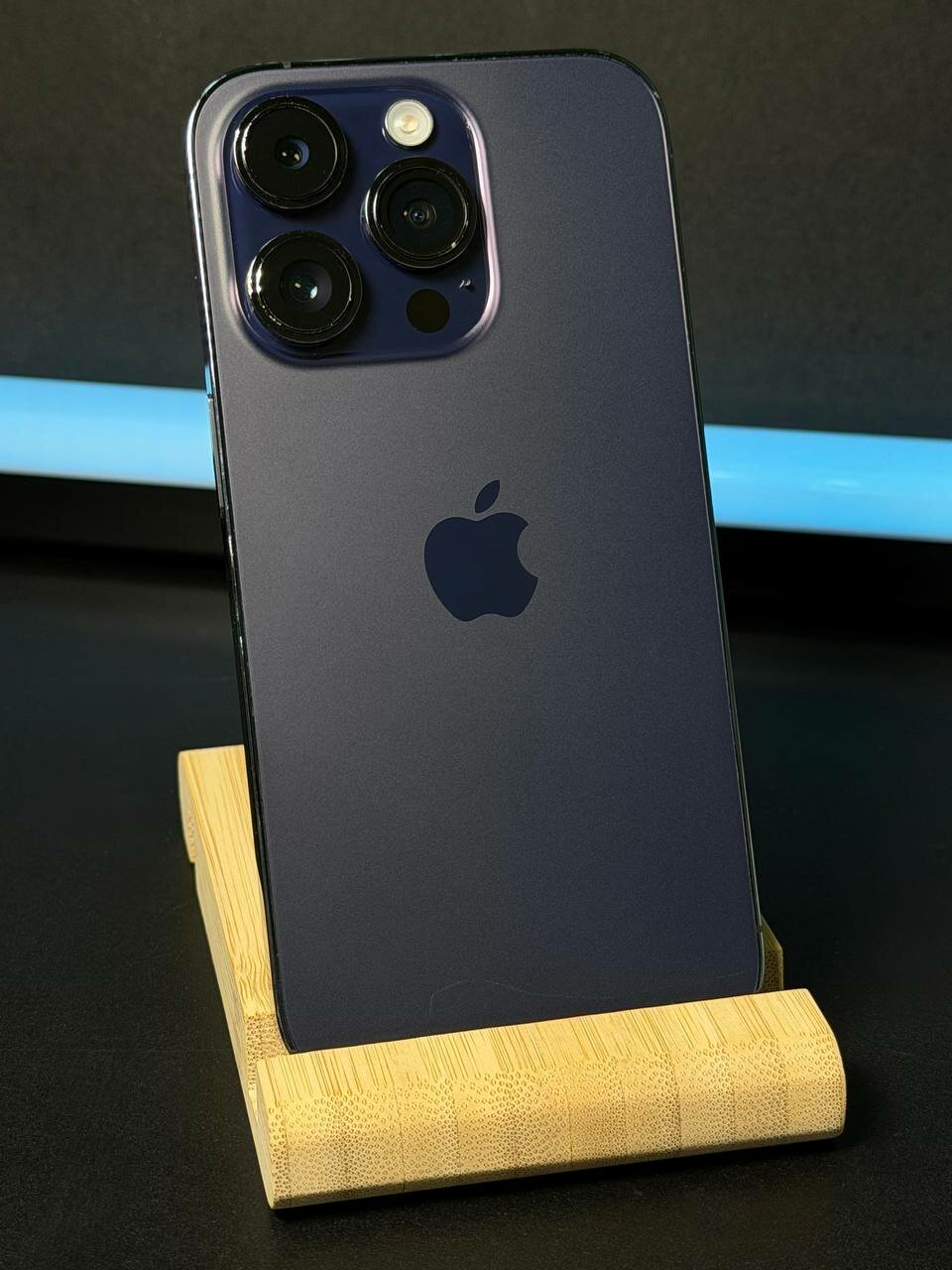 Смартфон Apple iPhone 14 Pro, 256 ГБ, nano-SIM + eSIM, фиолетовый