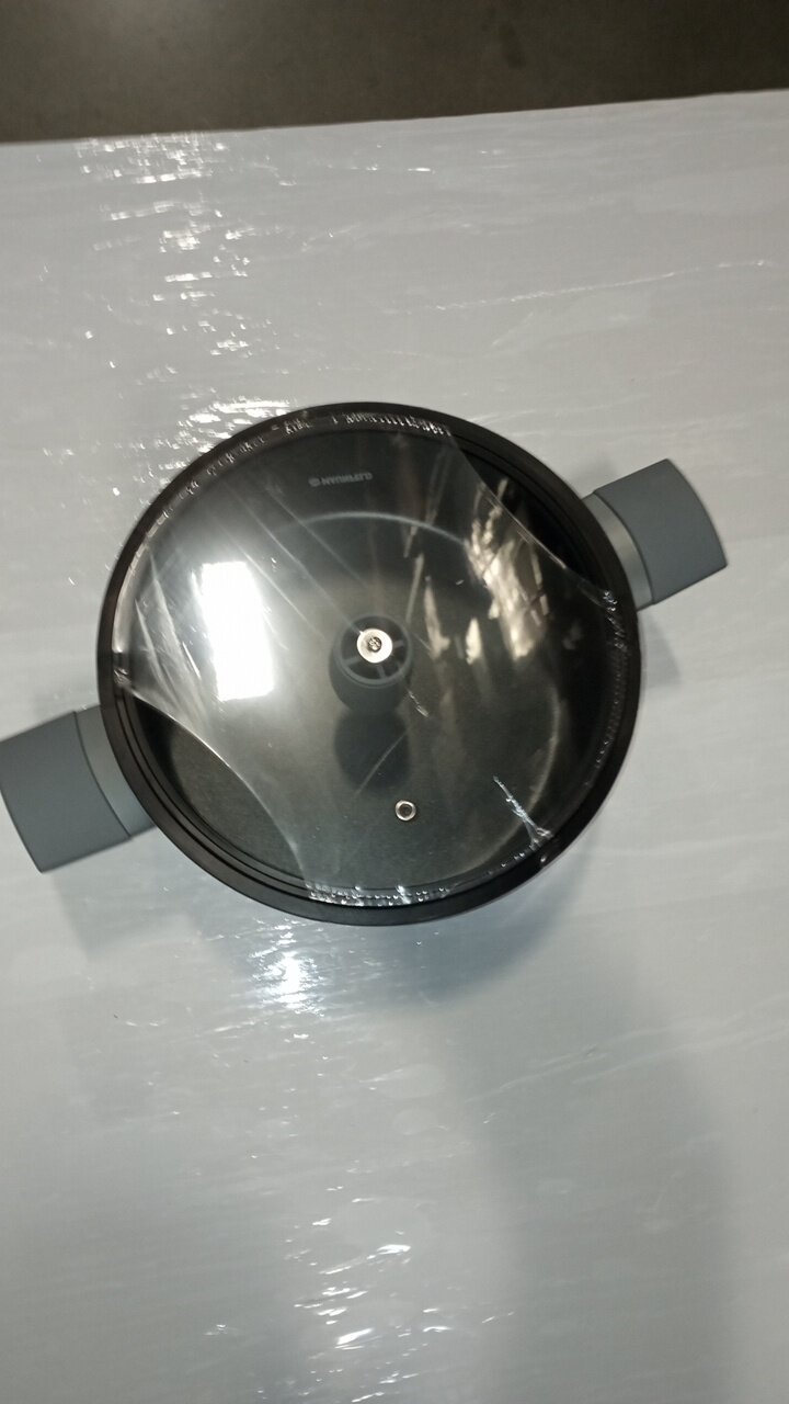Кастрюля MAUNFELD ASTRID MF24ASTR1CR из кованого алюминия со стеклянной крышкой, 24см, 4.6 л