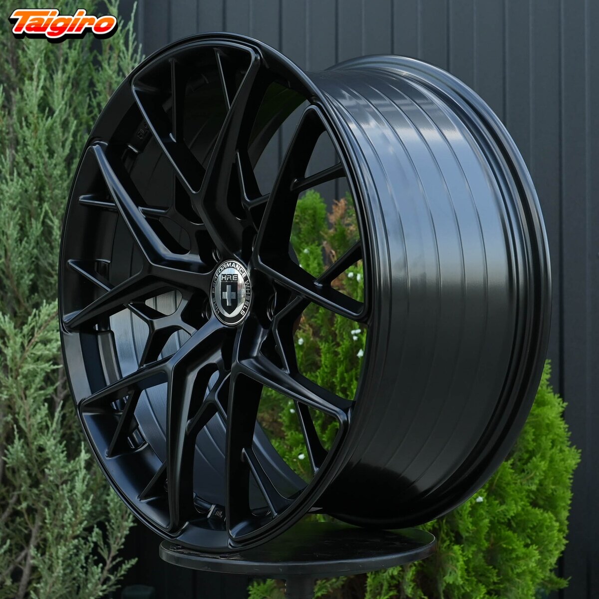 Комплект литых дисков R19 HRE FF10 8.5J ET38 5*114.3 Черный мат (F004)