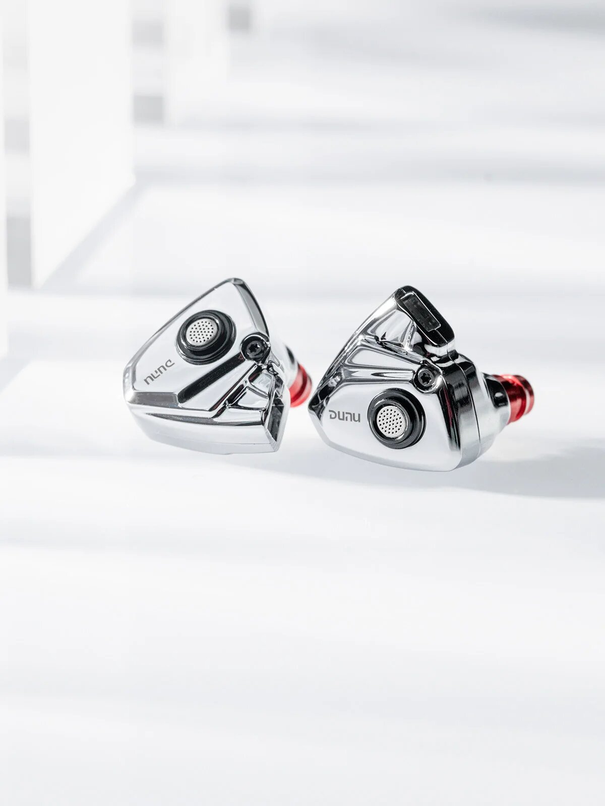 DUNU TITAN S Silver внутриканальные наушники