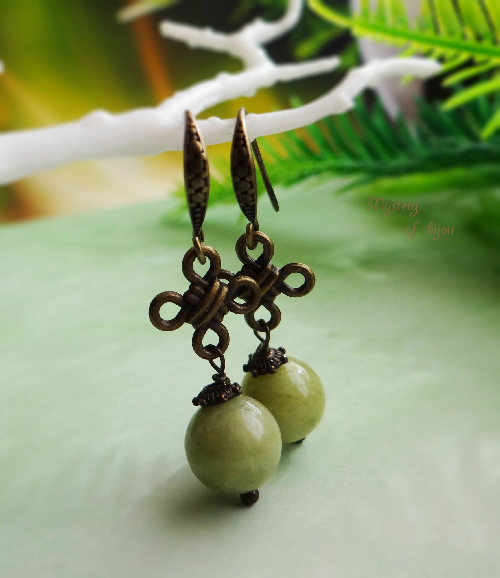 Серьги, нефрит