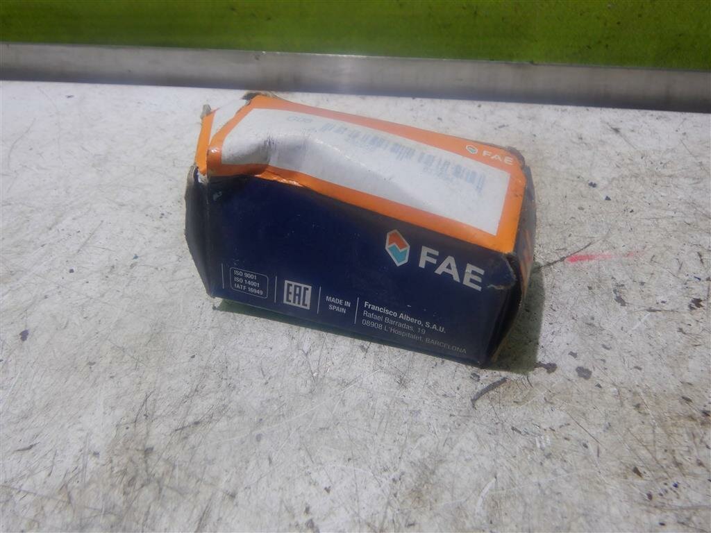 Датчик температуры VW Caddy 3 2004-2015