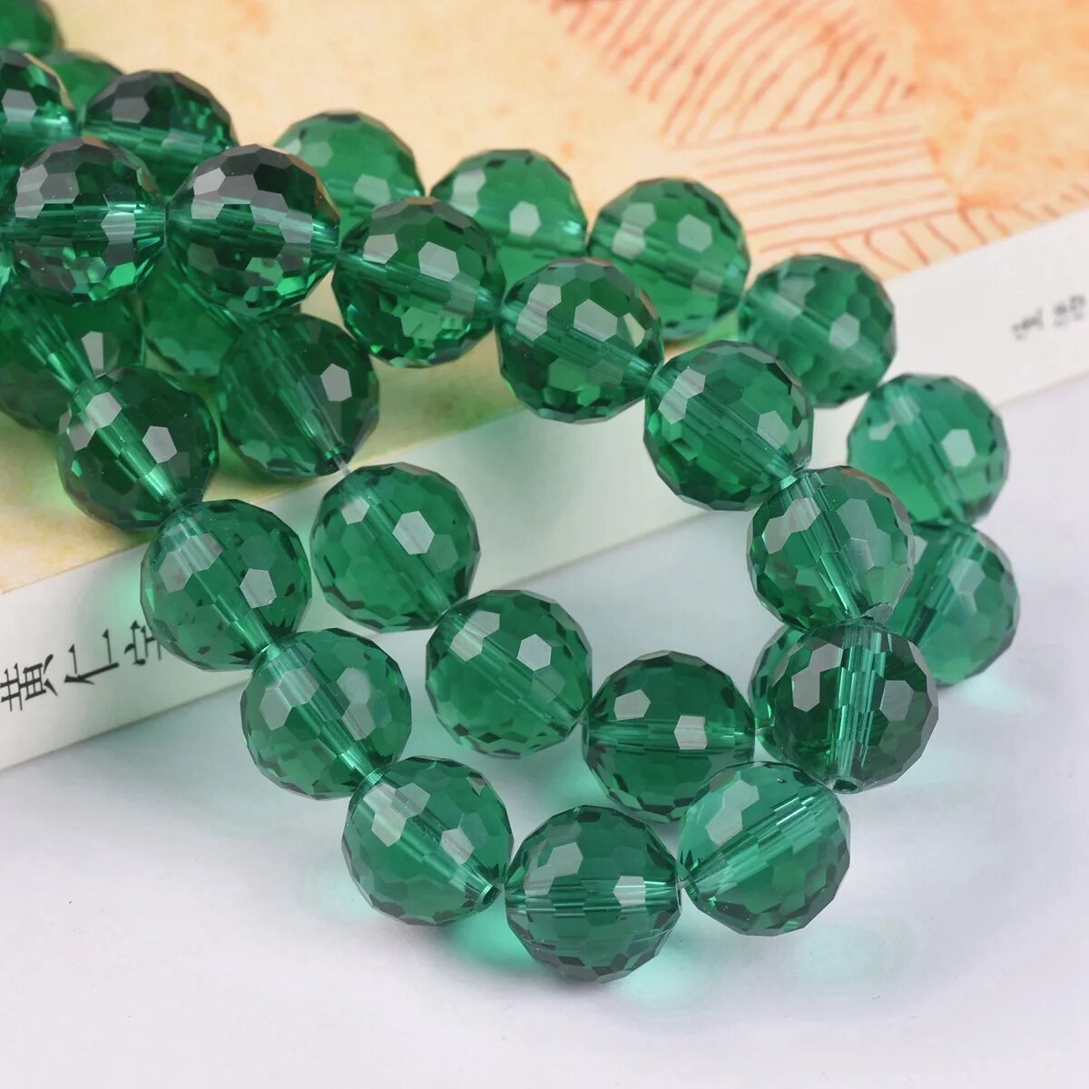 Стеклянные бусины-шарики 6-12 мм, разноцветные Изумрудный, 10mm 20pcs, Peacock Green