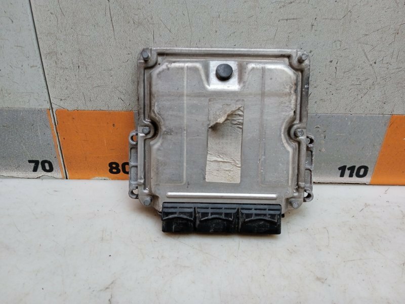 Б/У блок управления ДВС, мозги Блок управления двигателем Renault Scenic 2000 1 379141 RENAULT арт. 8200078730