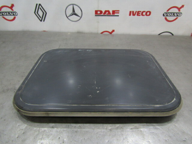 Люк кабины Renault Premium