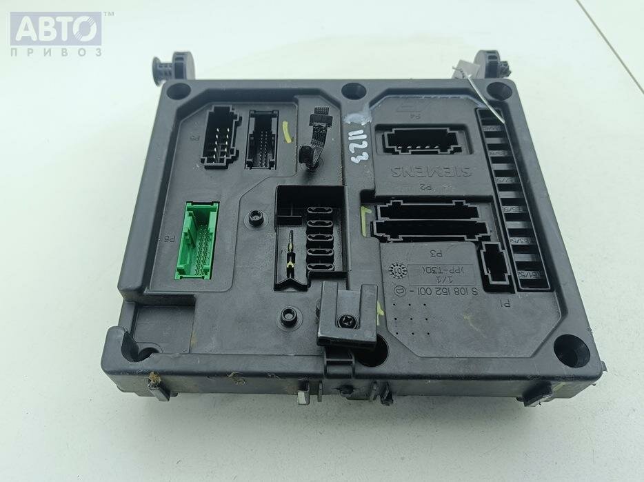 Блок предохранителей Volkswagen Sharan (2000-2010)