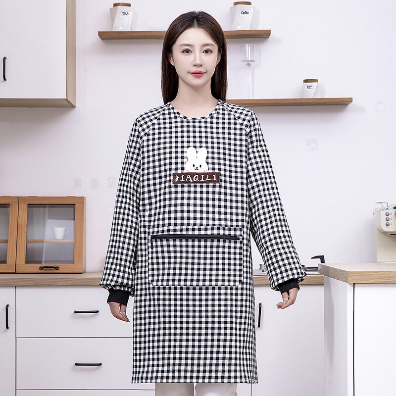 Хлопковый фартук с длинными рукавами и стильной вышивкой в виде кролика, подходит для работы по дому, приготовления пищи, защиты от пыли и пятен, удобная и дышащая рабочая одежда.