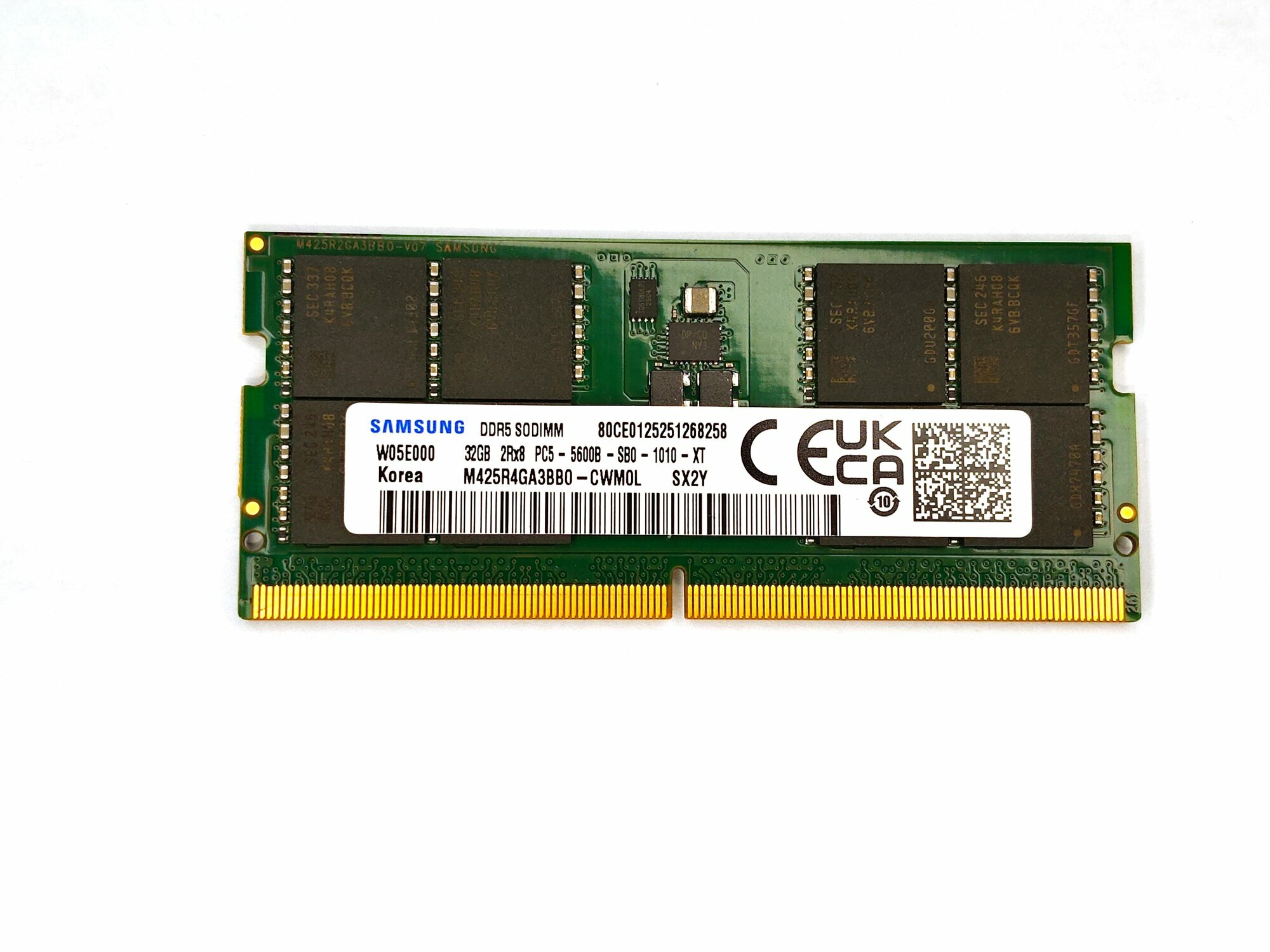 Оперативная память Samsung 32 ГБ DDR5 SODIMM PC5-5600 M425R4GA3BB0-CWMOL 1 шт.