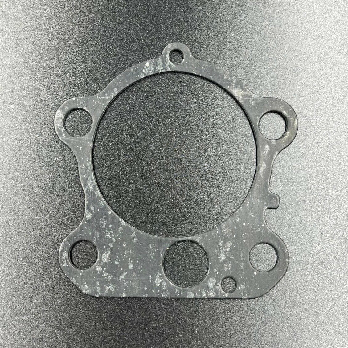 Прокладка под корпус помпы охлаждения Yamaha 50-90 F75-100 (Omax)