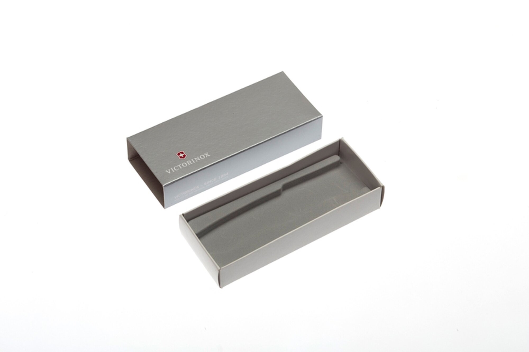 Коробка для ножей VICTORINOX 111 мм толщиной до 3 уровней, картонная, серебристая, 4.0085