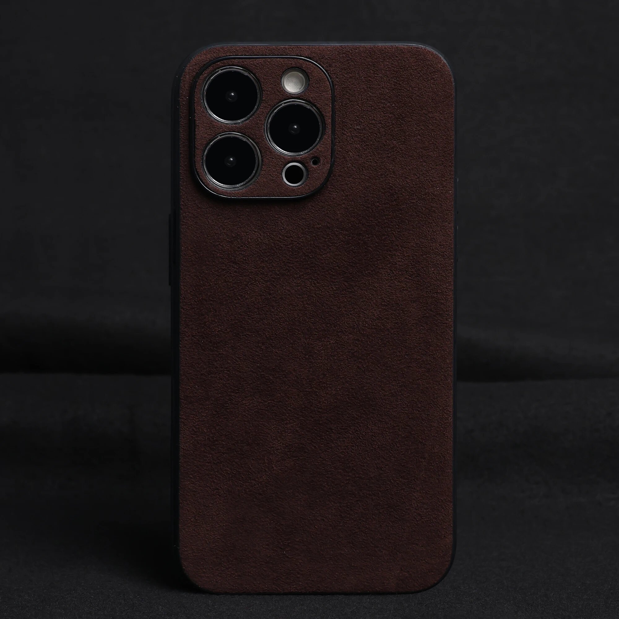 Чехол ALCANTARA для iPhone 17 Pro Max 16 15 14 13: Роскошный чехол для iPhone 15 Pro Max, Коричневый