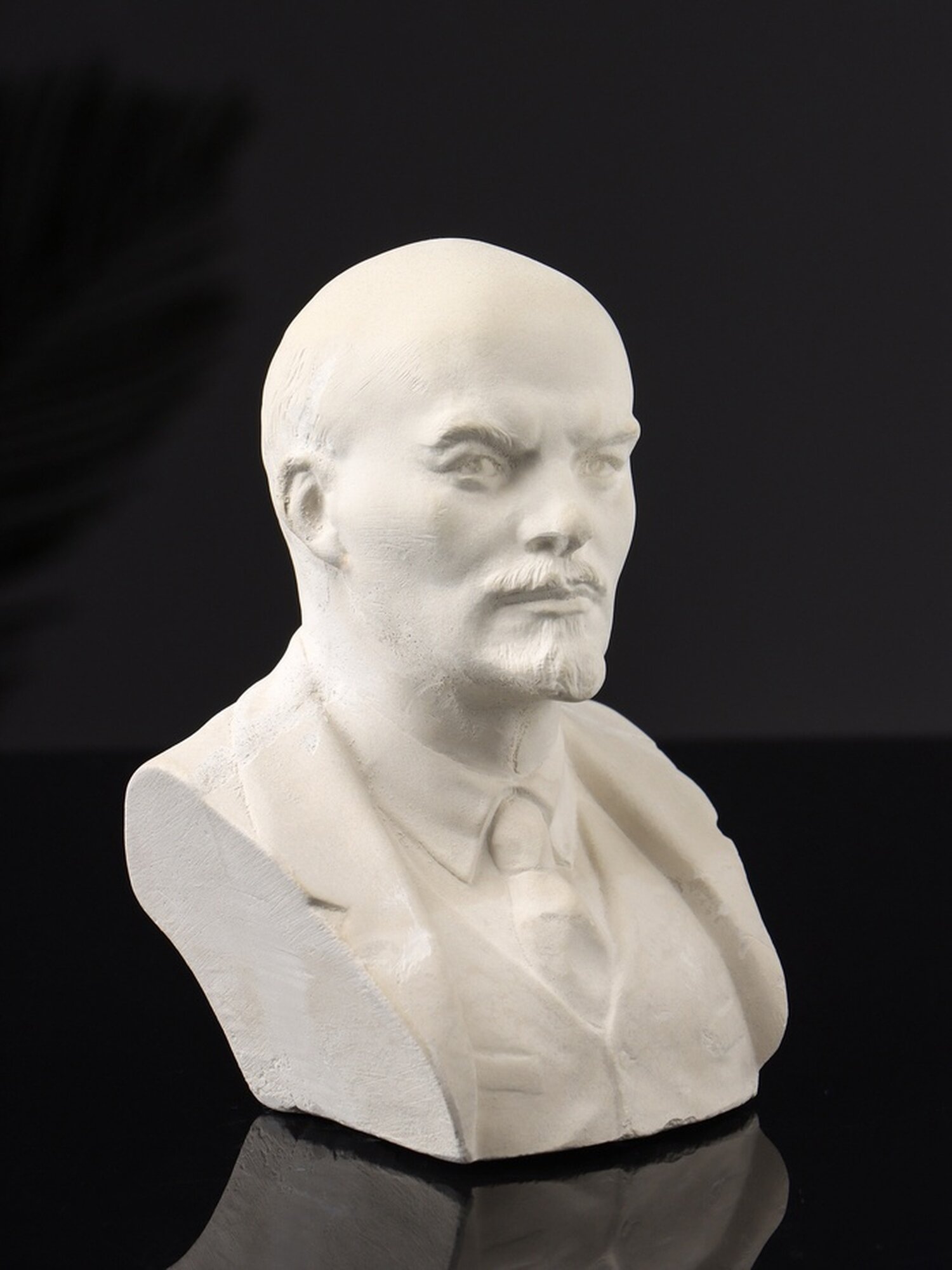 Статуэтка Хорошие сувениры "Бюст В. И. Ленина", гипс, 11x9x8 см
