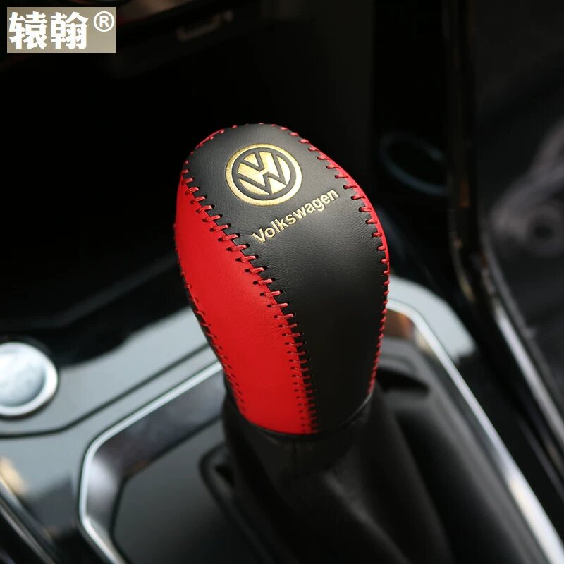 Накладка на рычаг переключения передач Volkswagen с красной кожей и черной строчкой, золотой логотип для автомобильного