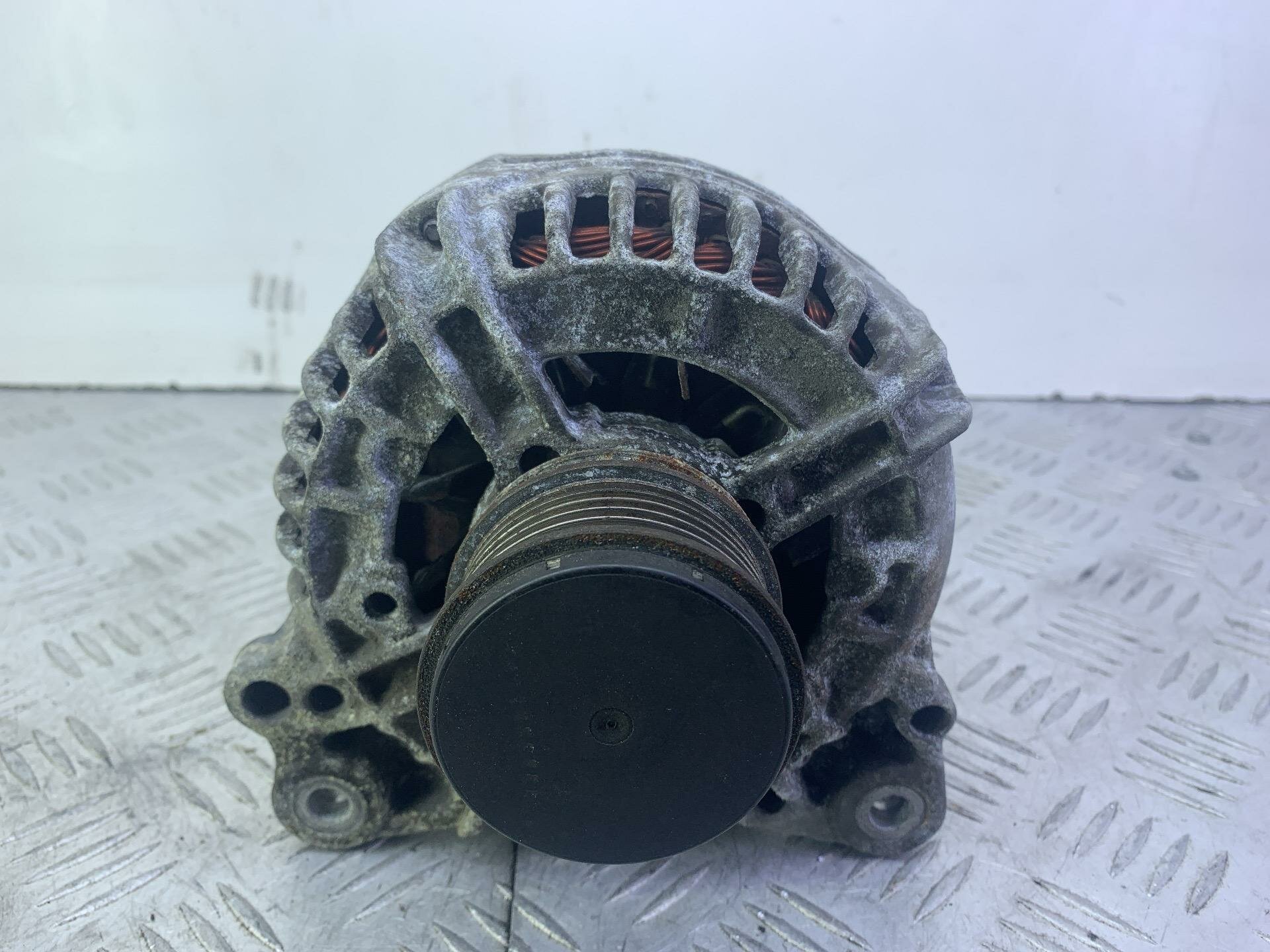 Генератор Skoda Fabia 6Y (1999 - 2004) 028903028E