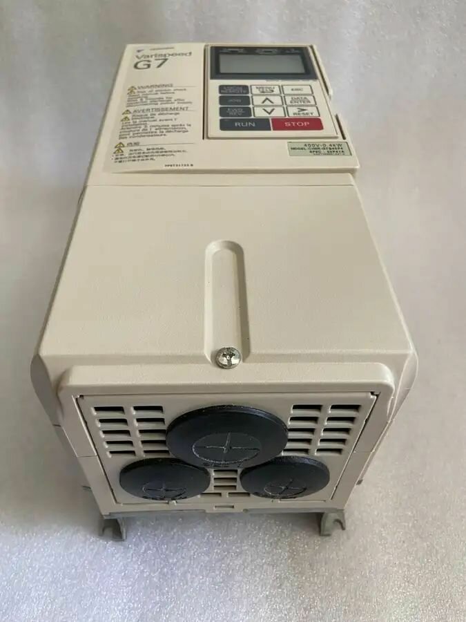 Модуль Yaskawa CIMR-G7B40P4 — фото 1