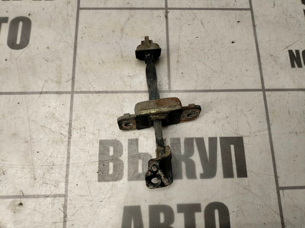 Ограничитель двери Kia RIO 1 2000-2004
