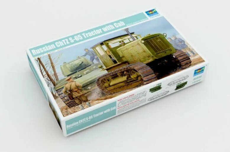 Сборная модель Trumpeter 05539 1/35 советского гусеничного трактора ЧТЗ С-65 с кабиной