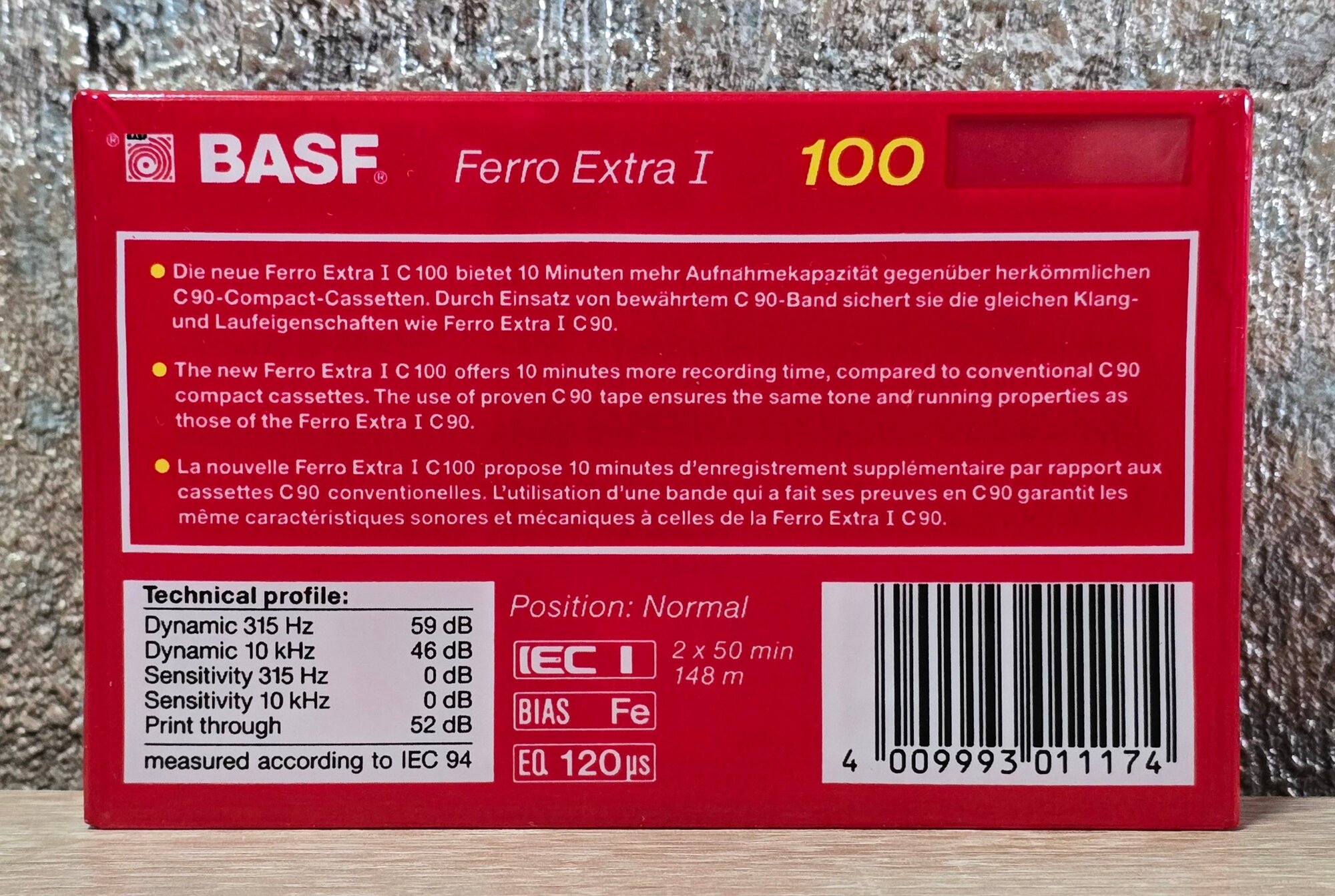 Аудиокассета BASF Ferro Extra I 100мин красная — фото 1