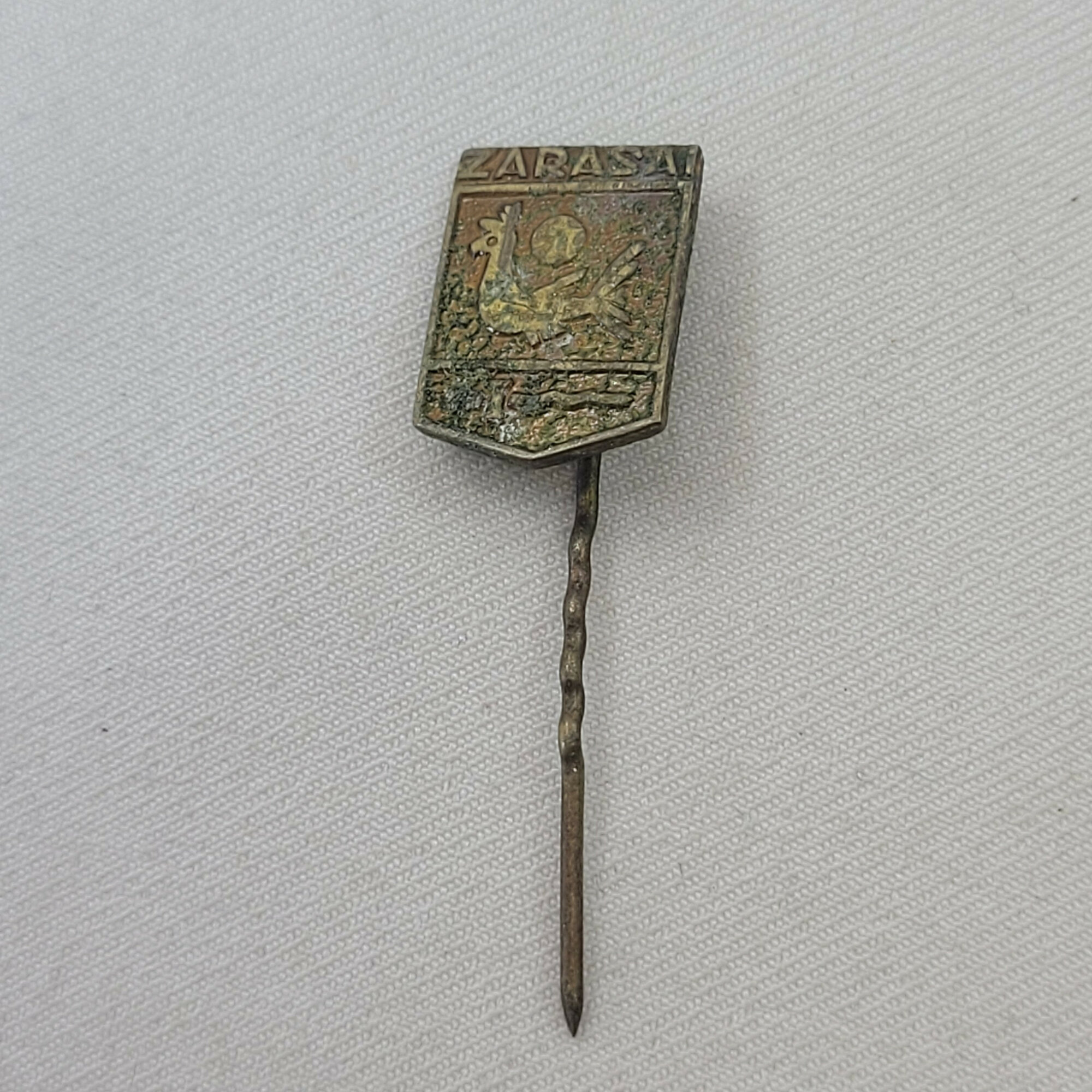 Значок СССР. Zabasa, птица и солнце, Югославия. Винтажный значек.