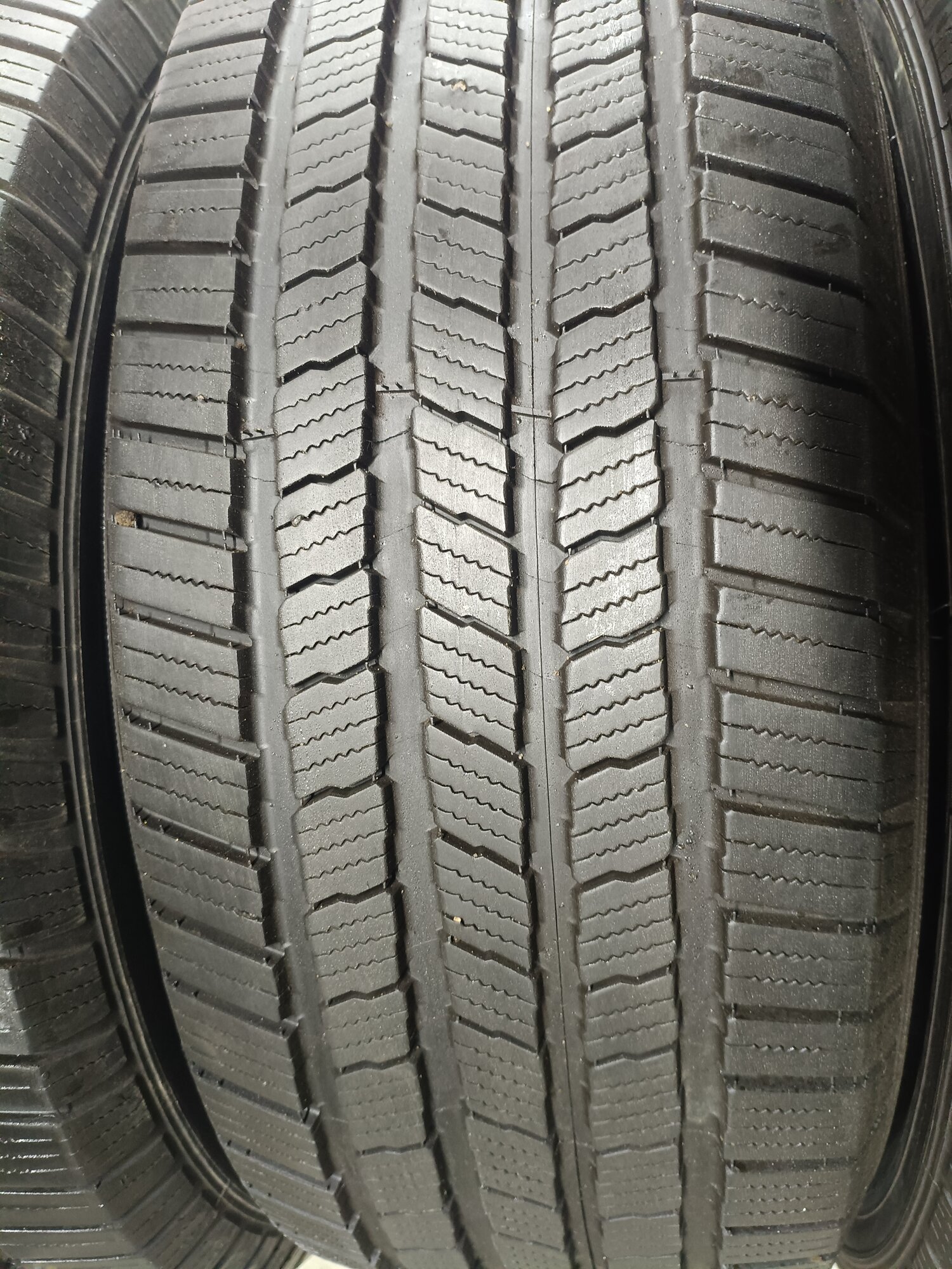 Michelin X LT A/S 285/60 R18 120H