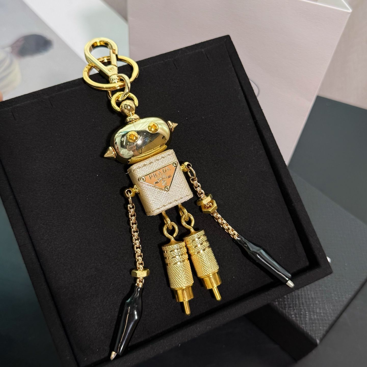 Prada Подвеска для брелка для сумки Плюшевый кулон