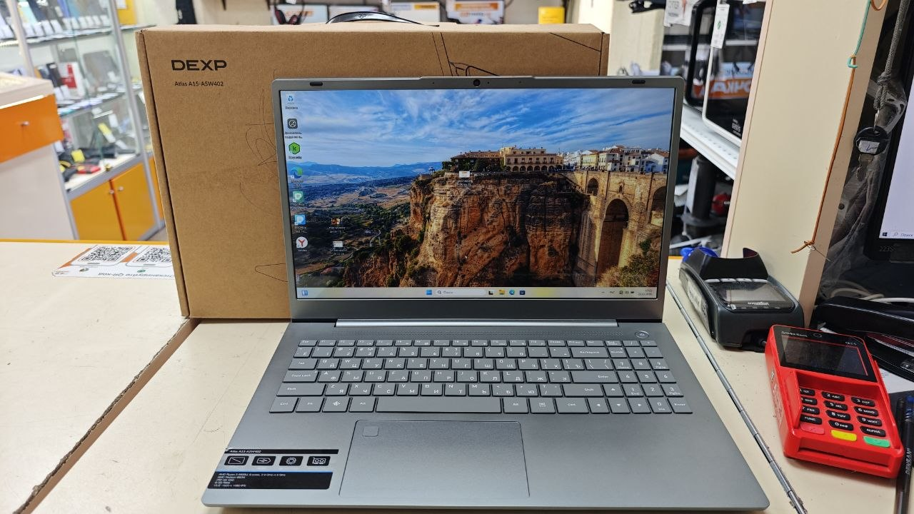 Ноутбук Dexp Atlas A15-A5W402 Ryzen 5 6600H