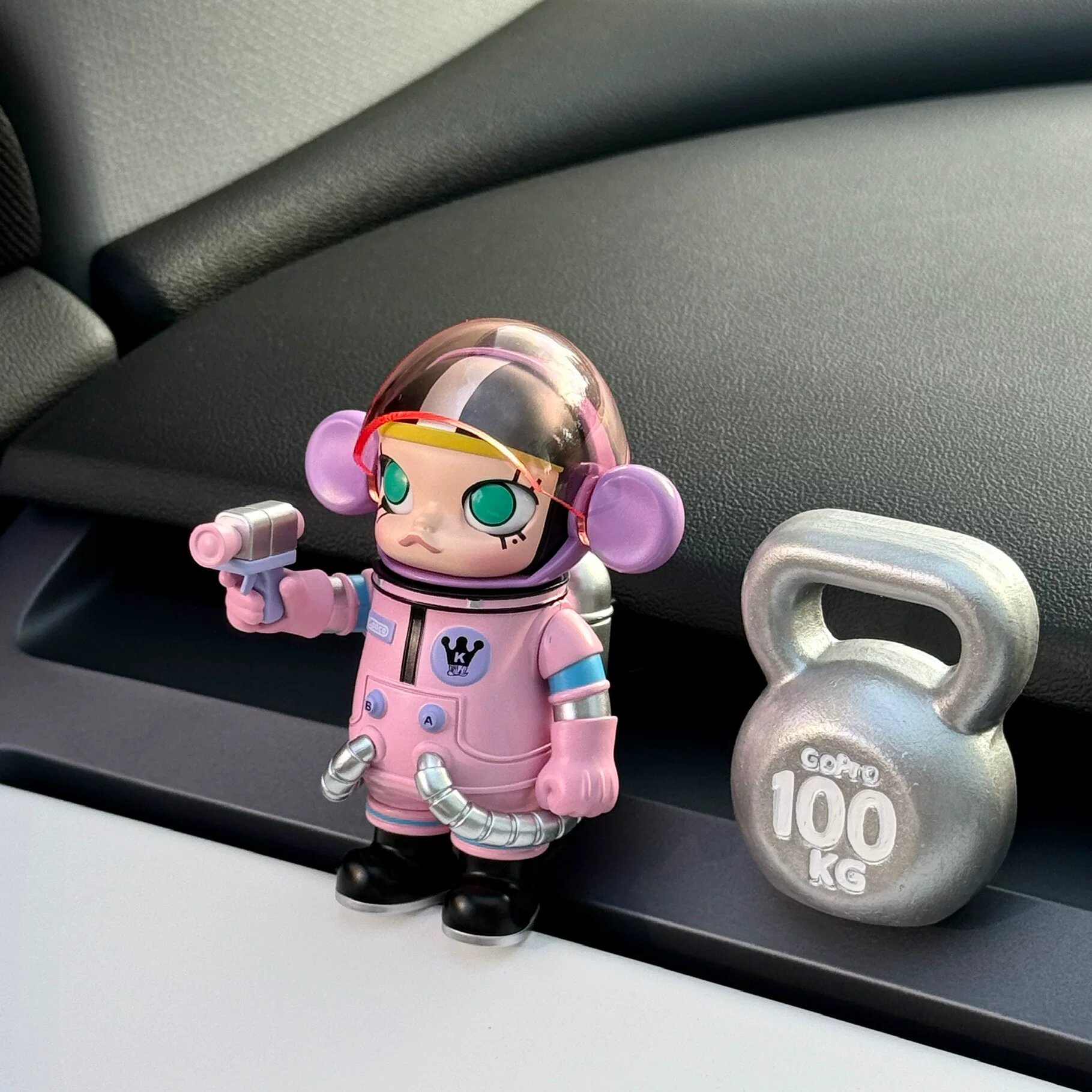 Фигурка Molly Sweet Potato & Kettlebell для автомобильного вентилятора с ароматом, статуэтка 3D из резины для