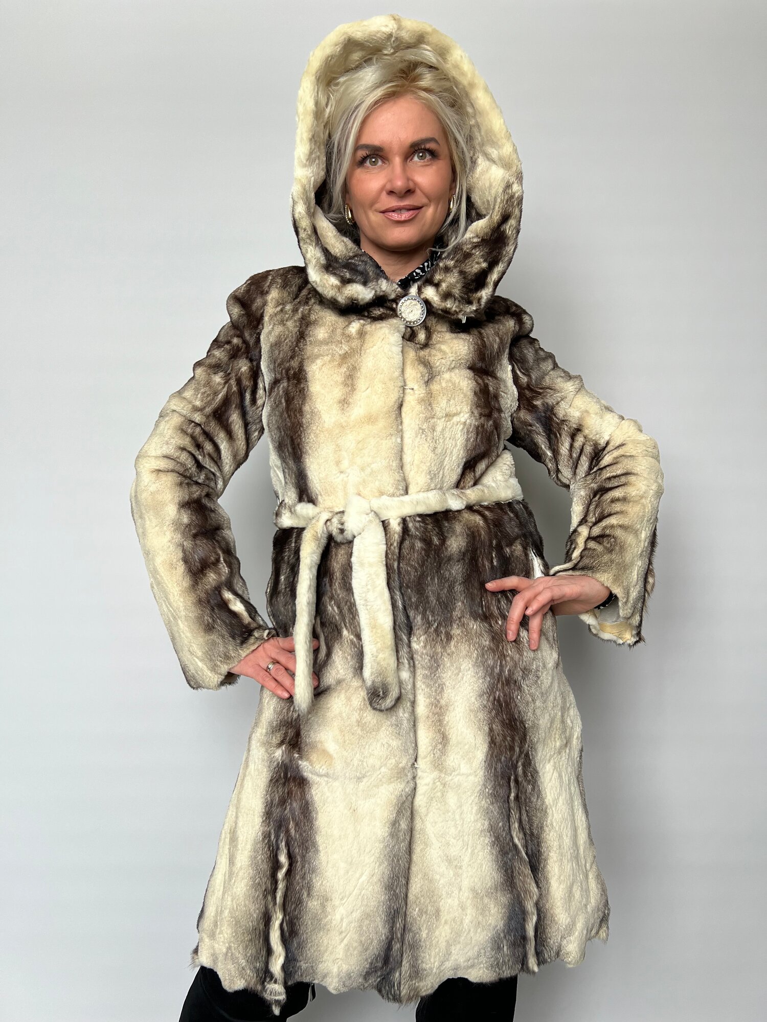 Шуба из стриженой норки тм SNOW WOLF FUR с капюшоном, пояс р.42-44 /12696/