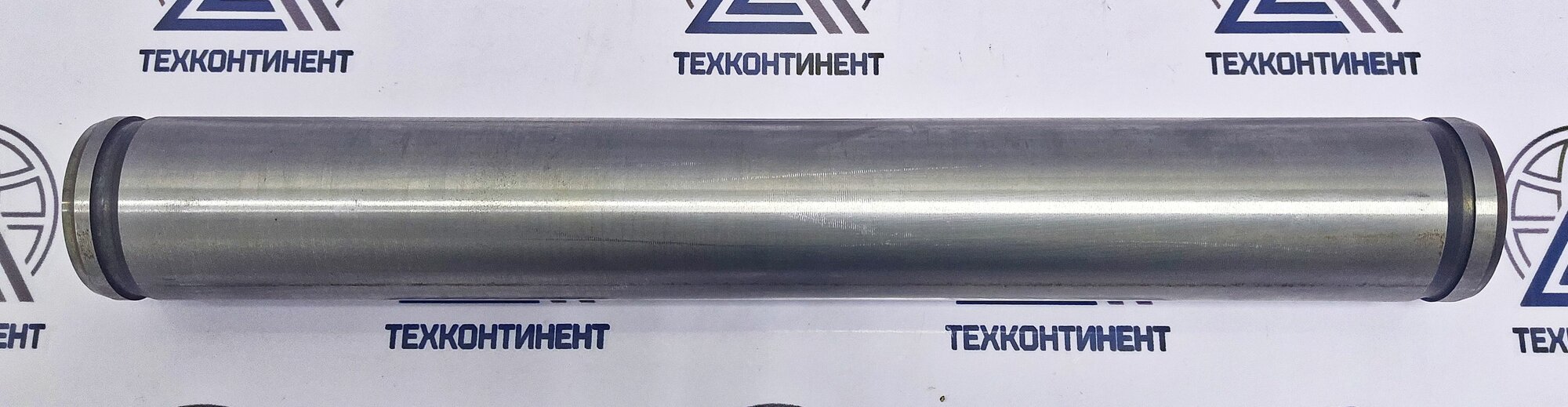 811/70098 Палец стрелы основной нижний на JCB 3CX 4CX 5CX