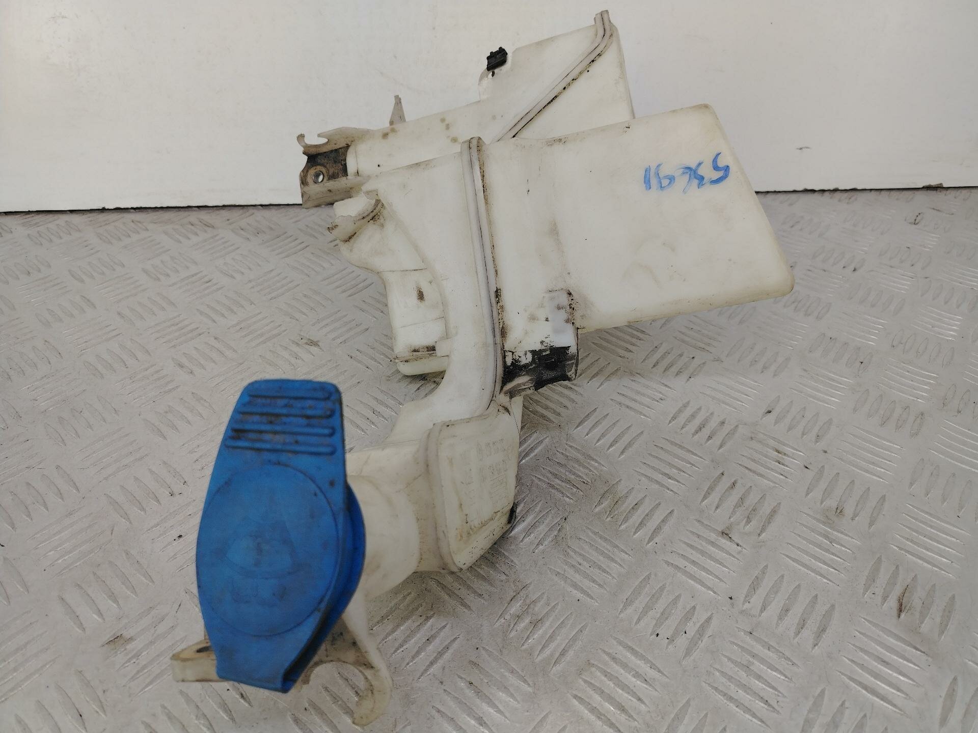 Бачок омывателя Volkswagen Passat B6 2006 3C0955453