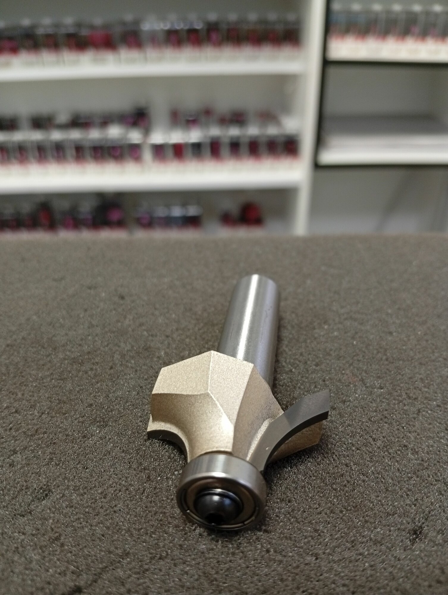 Фреза радиусная R 10 мм кромочная калевочная Глобус 1017 D:33mm I:16mm d:12mm