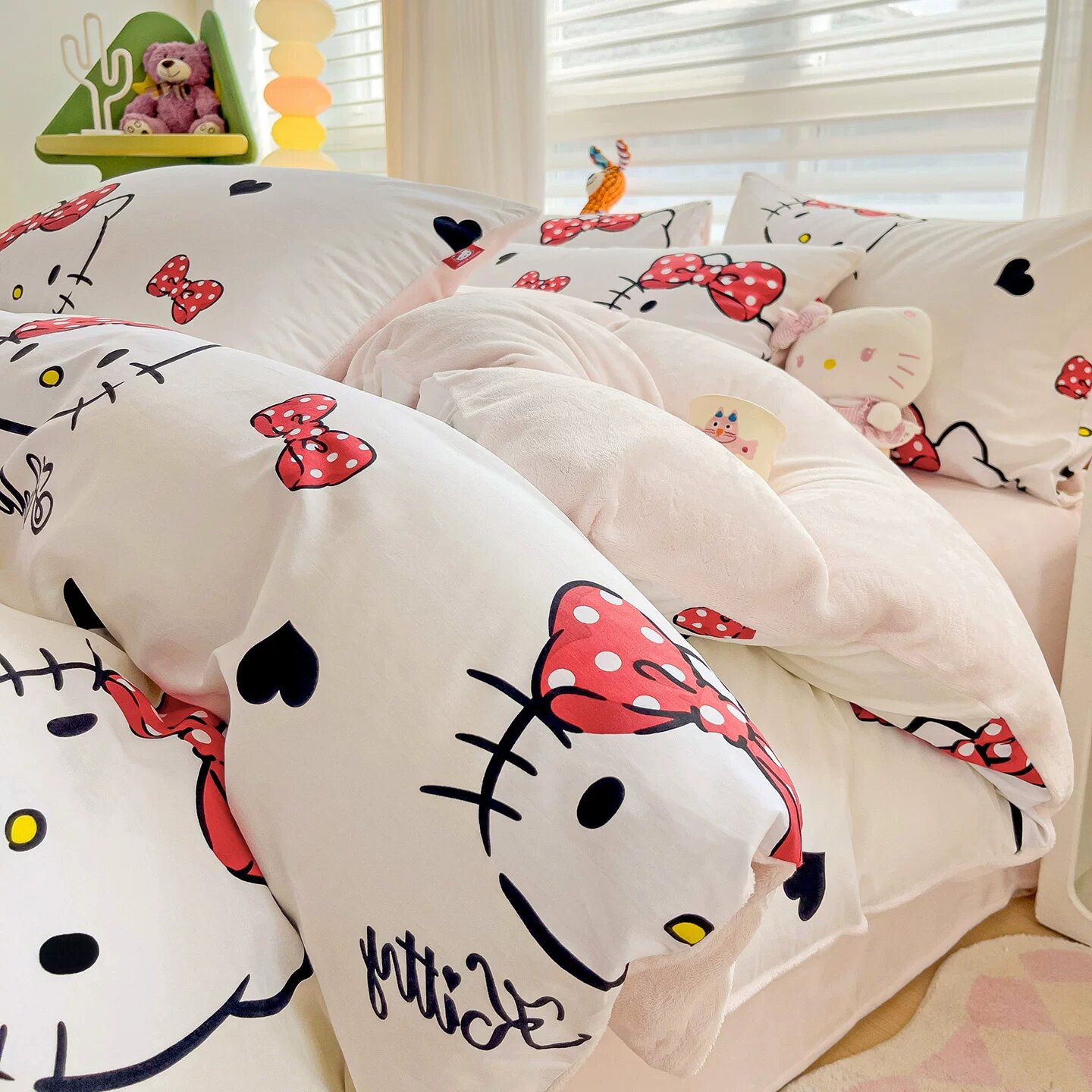 Комплект постельного белья Hello Kitty из чистого хлопка и молочного вельвета, четыре предмета, одна сторона из чистого