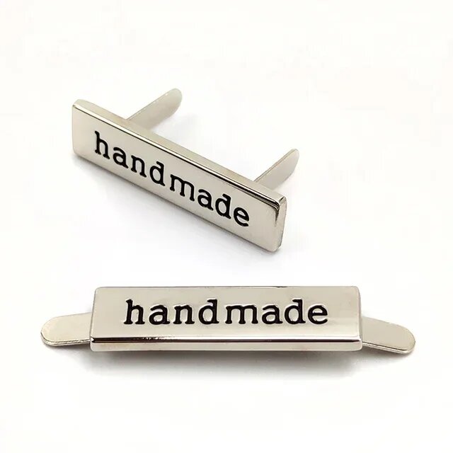 Металлические бирки "Handmade" серебряного цвета