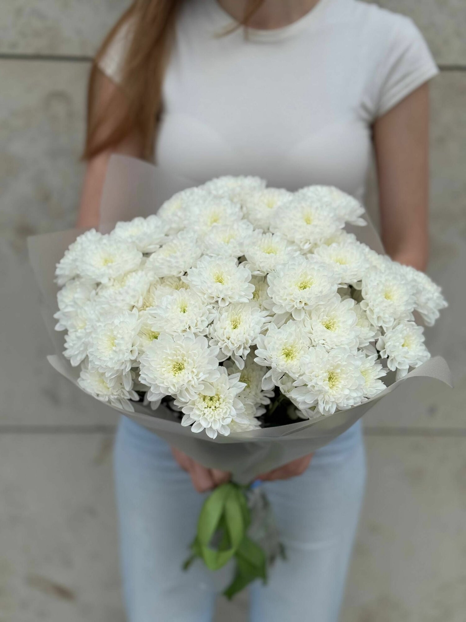 Букет цветов / Decoriflora / Монобукет из Кустовых Хризантем, цвет Белый, 9 шт — фото 1