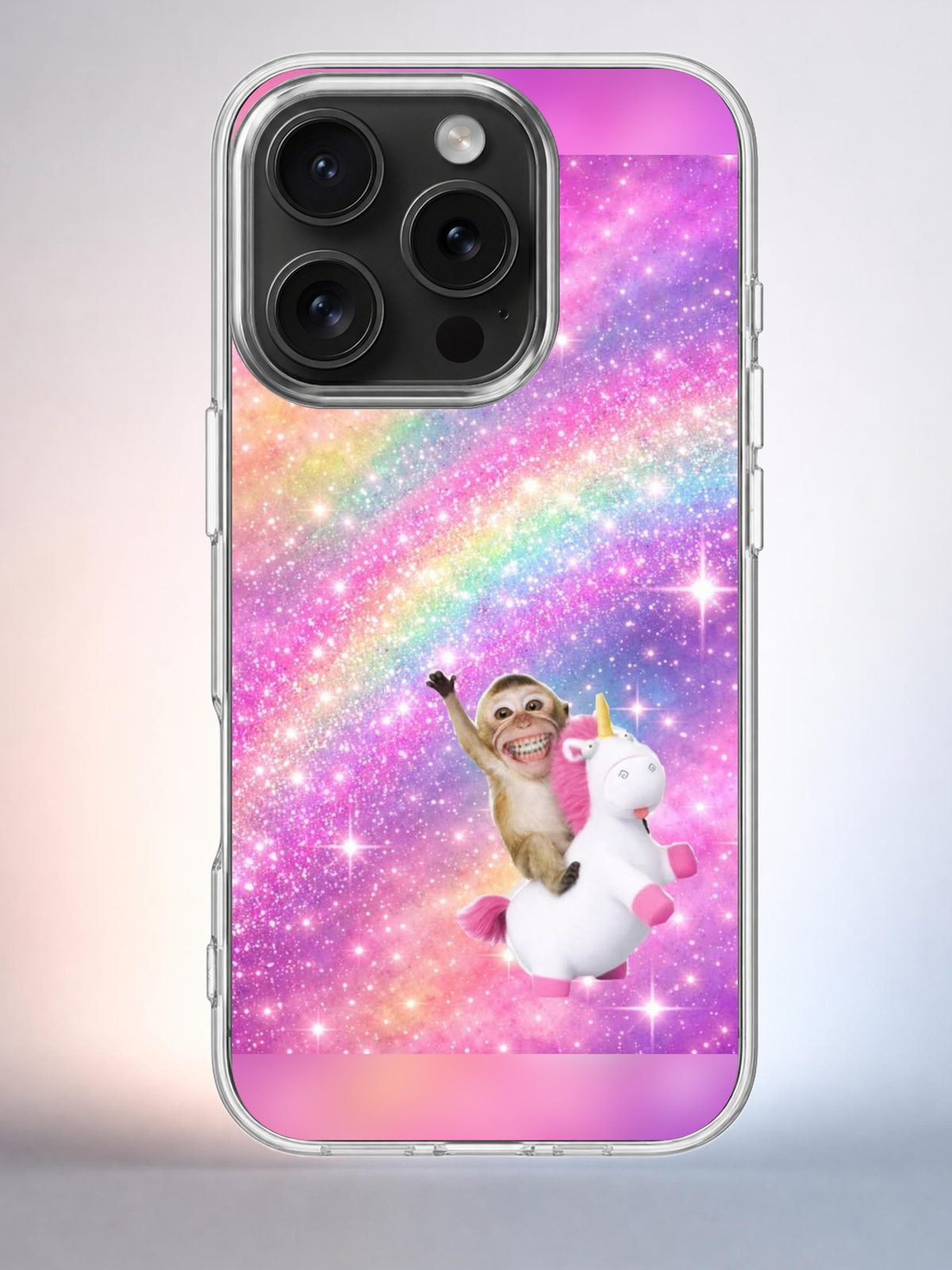 Чехол iPhone 15 Pro Обезьяна на Y2K Indie Sleaze