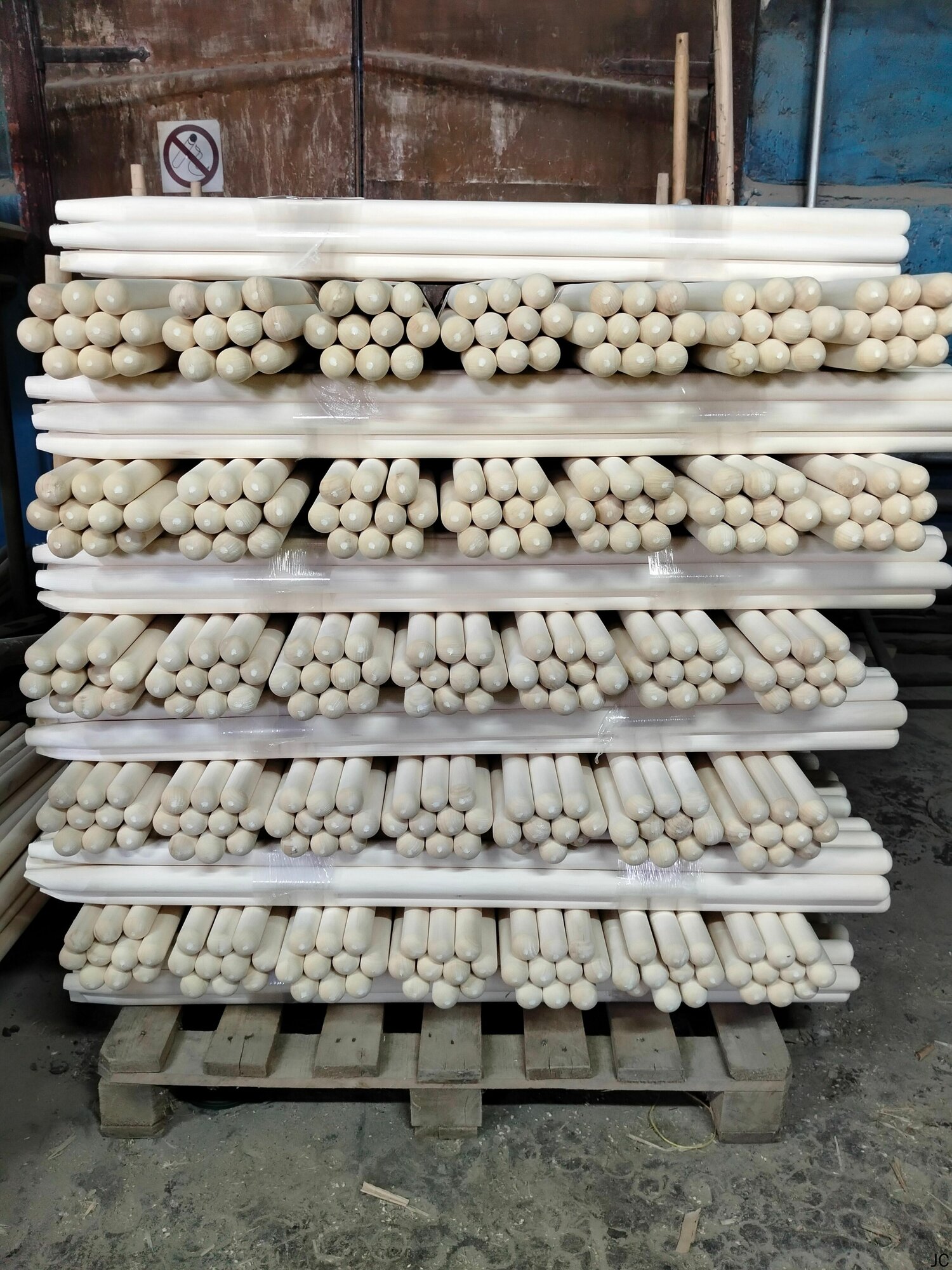 Черенок (ручка) для граблей, 130см, 32 мм, в/с 1 шт