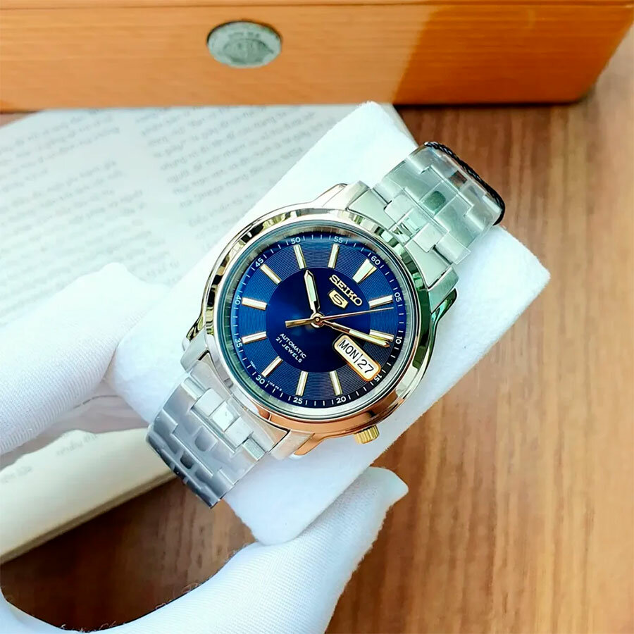 Наручные часы SEIKO SEIKO 5, серебряный, синий — фото 1