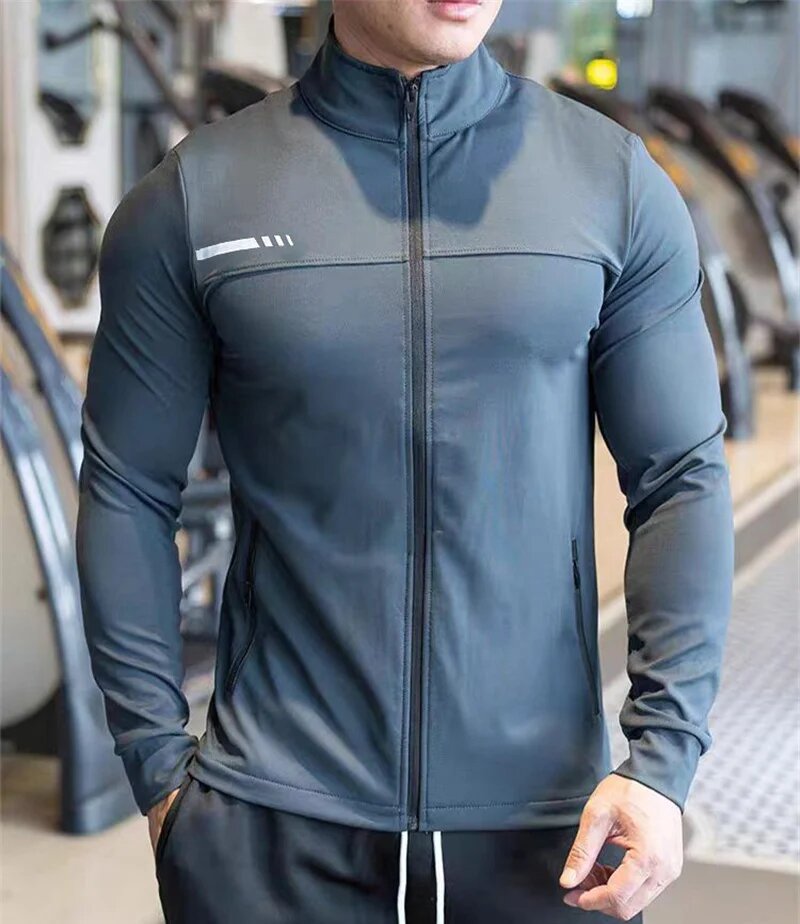 Куртка спортивная