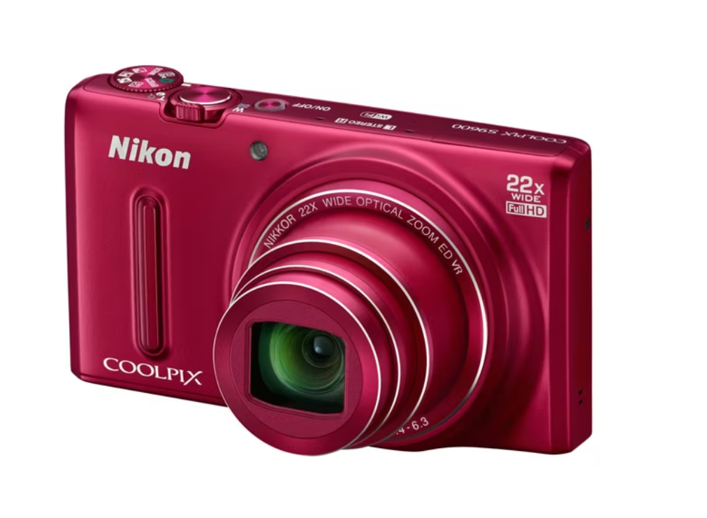 Фотоаппарат Nikon Coolpix S9600, красный
