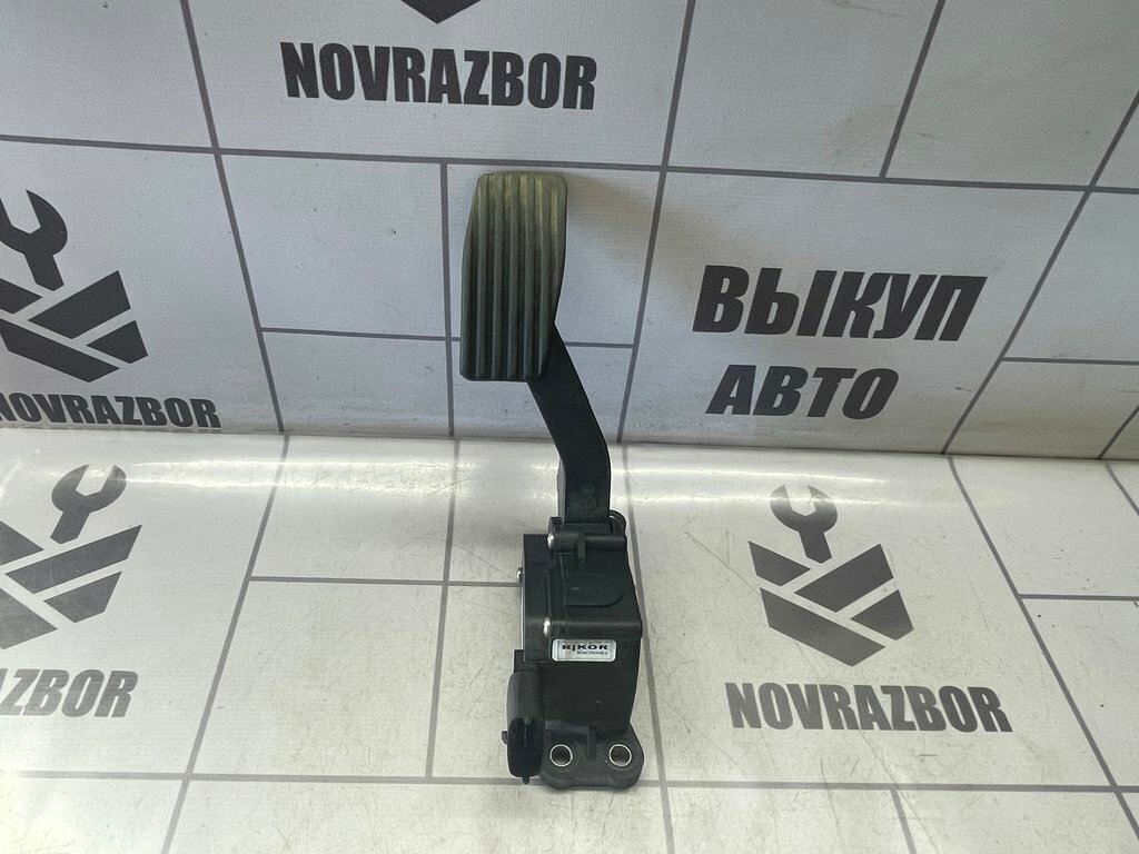 Педаль газа LADA Granta 2011+