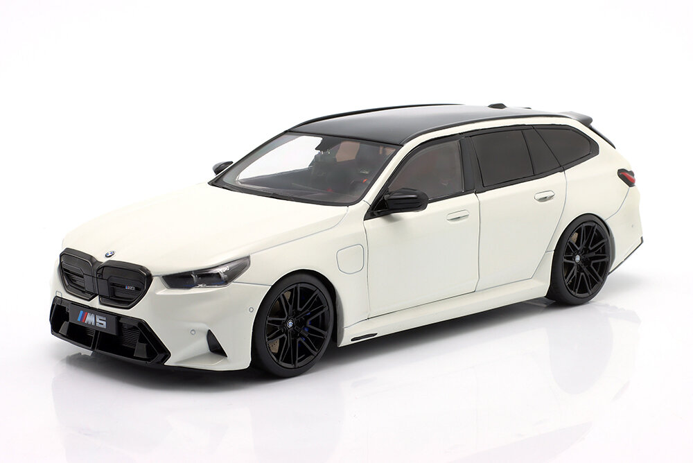 Модель коллекционная SOLIDO Bmw G99 M5 touring 2026 white / бмв М5 туринг белый