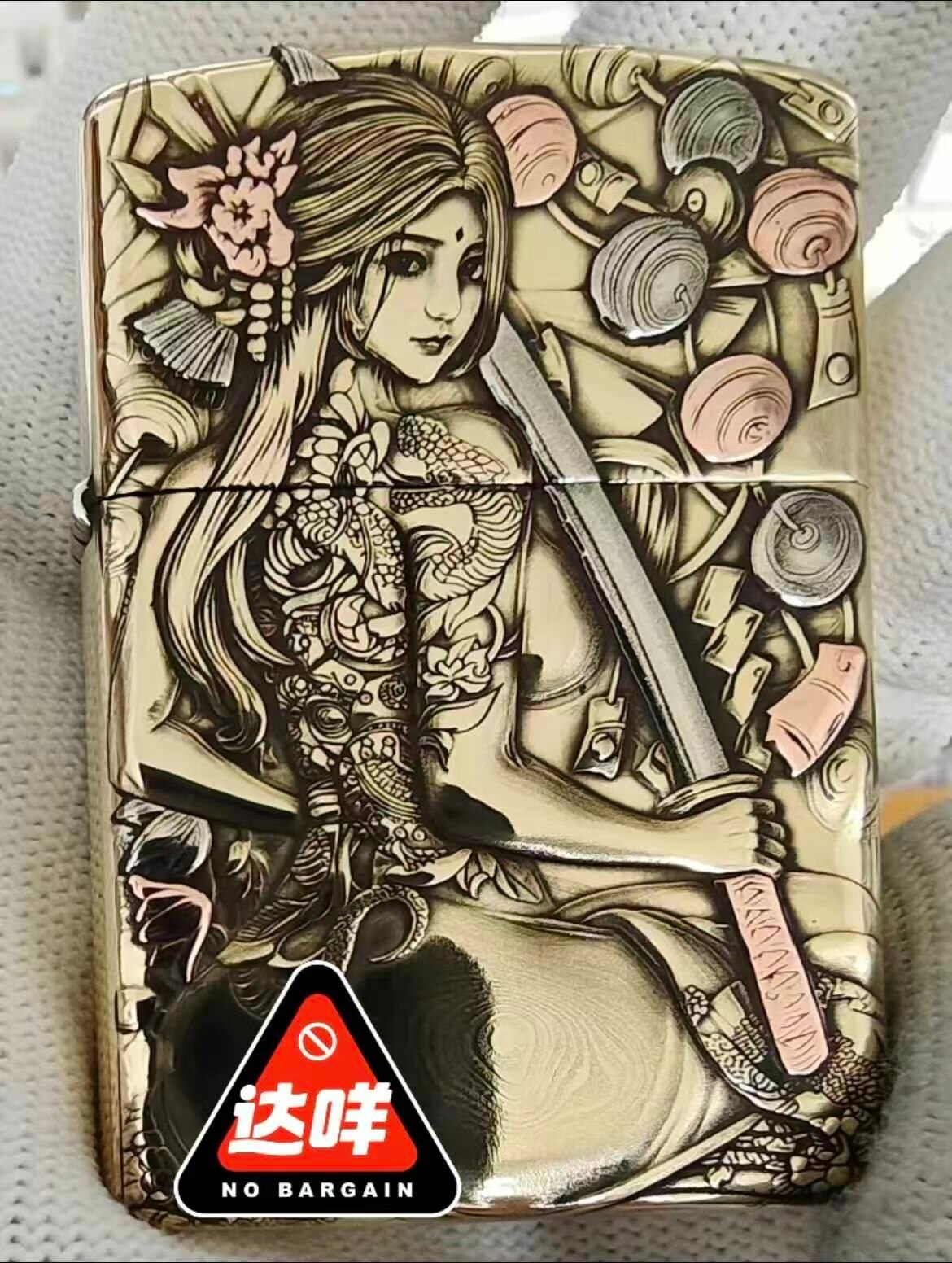 Zippo, Серия "Тематика Женщина с мечом , рельеф, латунь", пустая(без заправки)